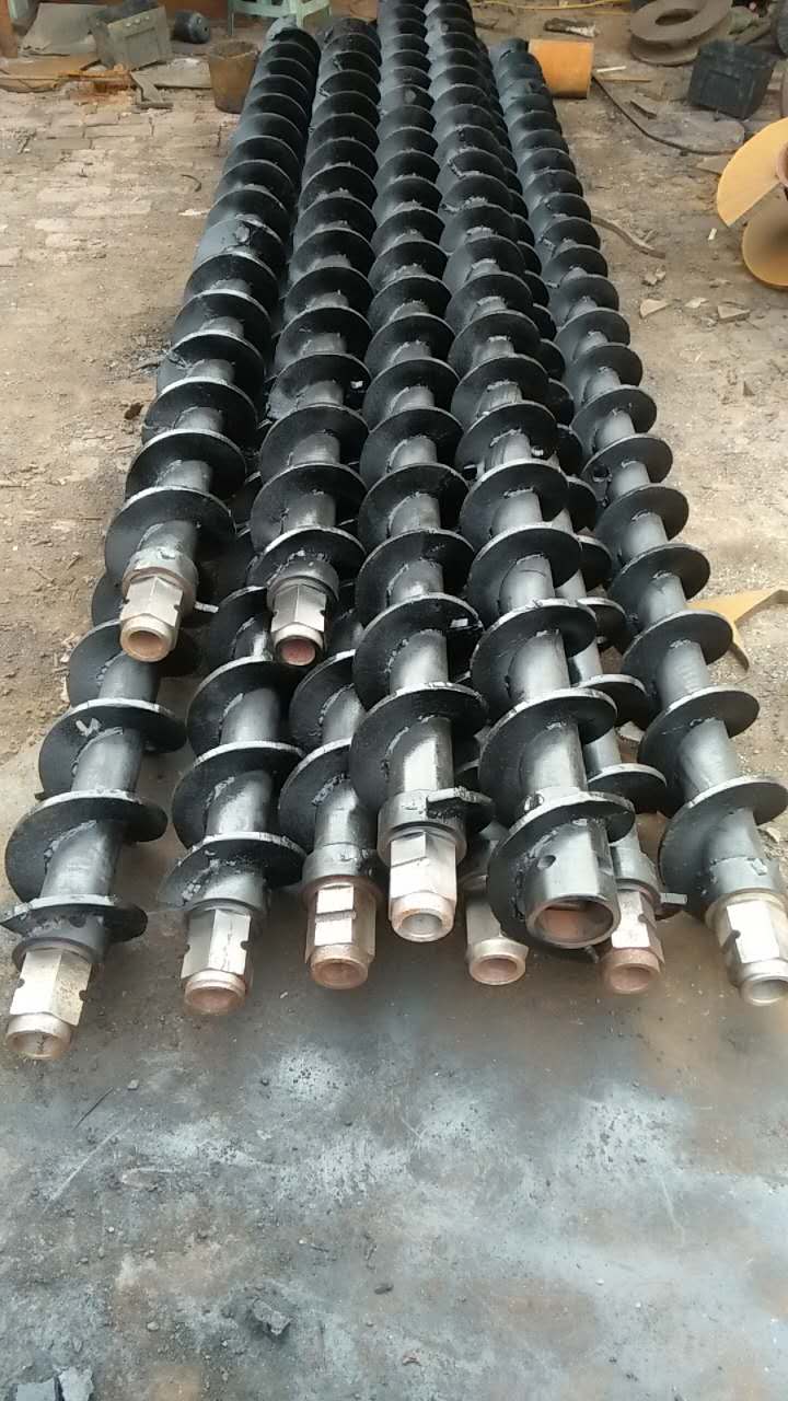 SOLID STEM AUGERS VS. HOLLOW STEM AUGERS IN ENVIRONMENTAL DRILLING ...